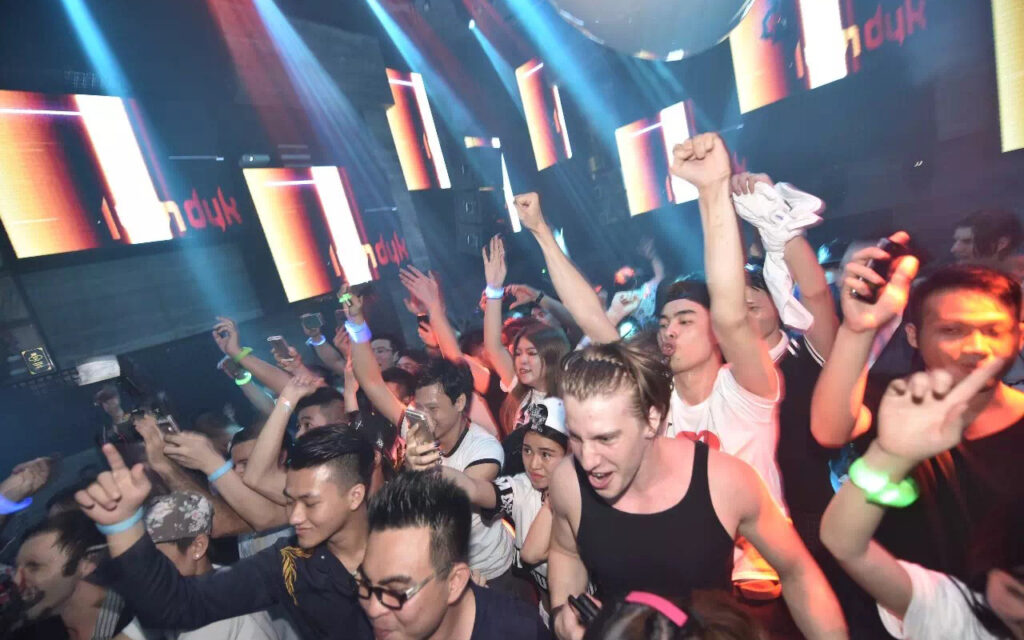 Best Night Clubs In Chongqing | Night Nonstop