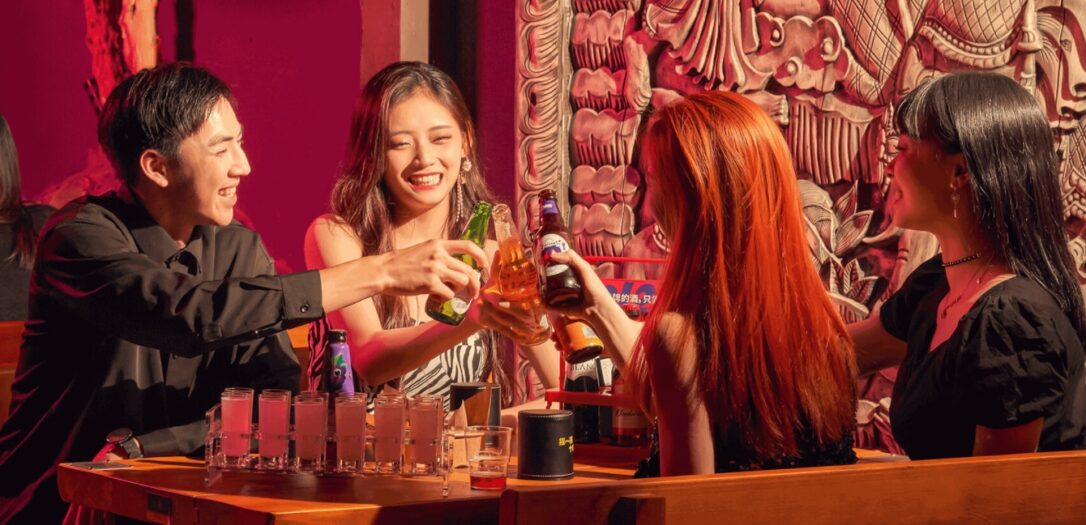 Nightlife in Shanghai 2023 – A Guide to the Best Clubs, Bars, and ...